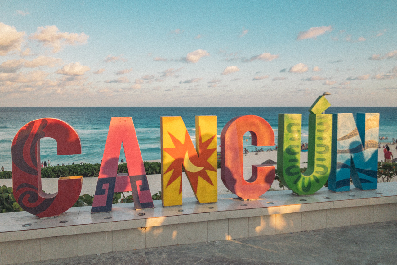 Cancun : Playa Delfines ~ The Queen of Party ｜カンクン：ドルフィンビーチ〜パーティーの女王 ...